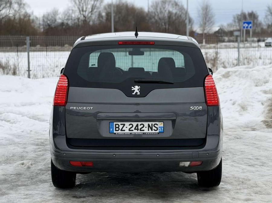 Grey Peugeot 5008 2011 in Taurage, with an engine capacity of 2.00 L and mileage of 265 thousand km for 3400 €, photo 16 on AUTOMOTO.COM.LV