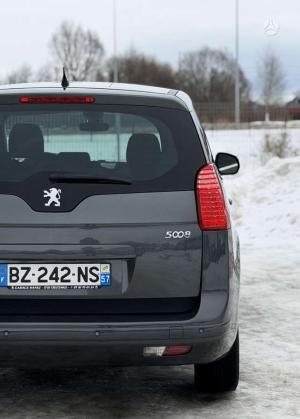 Grey Peugeot 5008 2011 in Taurage, with an engine capacity of 2.00 L and mileage of 265 thousand km for 3400 €, photo 17 on AUTOMOTO.COM.LV