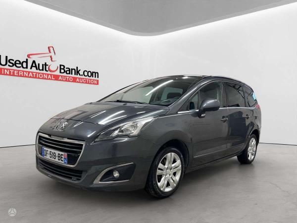 Grey Peugeot 5008 2014 in Marijampole, with an engine capacity of 1.56 L and mileage of 192 thousand km for 7684 €, photo 1 on AUTOMOTO.COM.LV