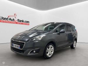 Pelēks Peugeot 5008 2014 Marijampole, ar dzinēja tilpumu 1.56 L un nobraukumu 192 tūkst. km par 7684 €, foto  vietnē AUTOMOTO.COM.LV