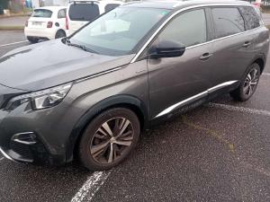 Grey Peugeot 5008 2017 in Taurage, with an engine capacity of 2.00 L and mileage of 216 thousand km for 10100 €, photo  on AUTOMOTO.COM.LV