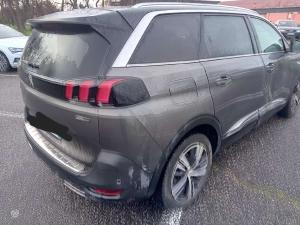 Grey Peugeot 5008 2017 in Taurage, with an engine capacity of 2.00 L and mileage of 216 thousand km for 10100 €, photo 7 on AUTOMOTO.COM.LV