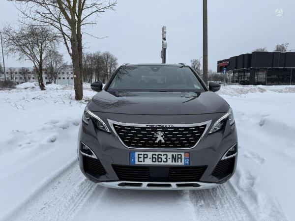 Grey Peugeot 5008 2017 in Kaunas, with an engine capacity of 1.20 L and mileage of 156 thousand km for 11400 €, photo 3 on AUTOMOTO.COM.LV