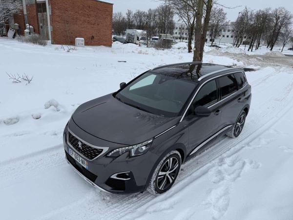 Grey Peugeot 5008 2017 in Kaunas, with an engine capacity of 1.20 L and mileage of 156 thousand km for 11400 €, photo 4 on AUTOMOTO.COM.LV