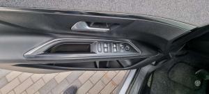 Pelēks Peugeot 5008 2017 Šauļi, ar dzinēja tilpumu 1.60 L un nobraukumu 177 tūkst. km par 12200 €, foto 25 vietnē AUTOMOTO.COM.LV
