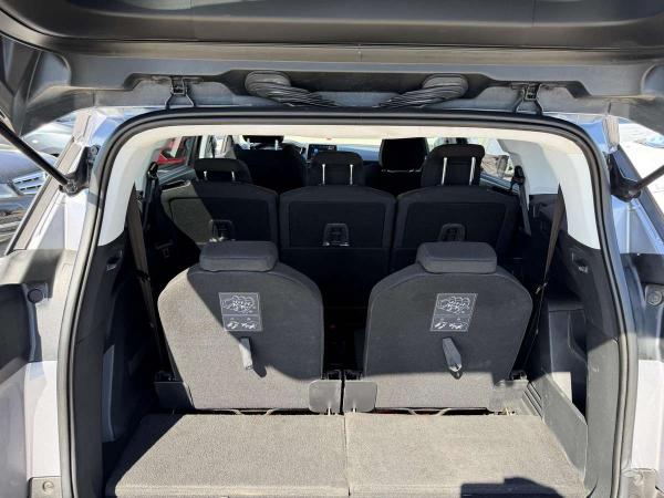 Pelēks Peugeot 5008 2017 Tauragė, ar dzinēja tilpumu 1.56 L un nobraukumu 251 tūkst. km par 7900 €, foto 5 vietnē AUTOMOTO.COM.LV