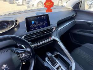 Grey Peugeot 5008 2017 in Taurage, with an engine capacity of 1.56 L and mileage of 251 thousand km for 7900 €, photo 10 on AUTOMOTO.COM.LV