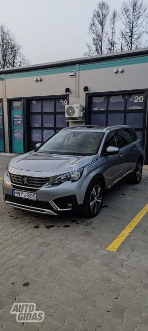 Pelēks Peugeot 5008 2017 Viļņa, ar dzinēja tilpumu 1.20 L un nobraukumu 135 tūkst. km par 10700 €, foto 6 vietnē AUTOMOTO.COM.LV
