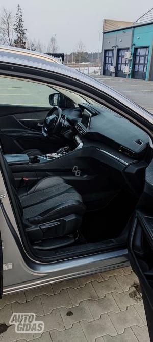 Pelēks Peugeot 5008 2017 Viļņa, ar dzinēja tilpumu 1.20 L un nobraukumu 135 tūkst. km par 10700 €, foto 14 vietnē AUTOMOTO.COM.LV