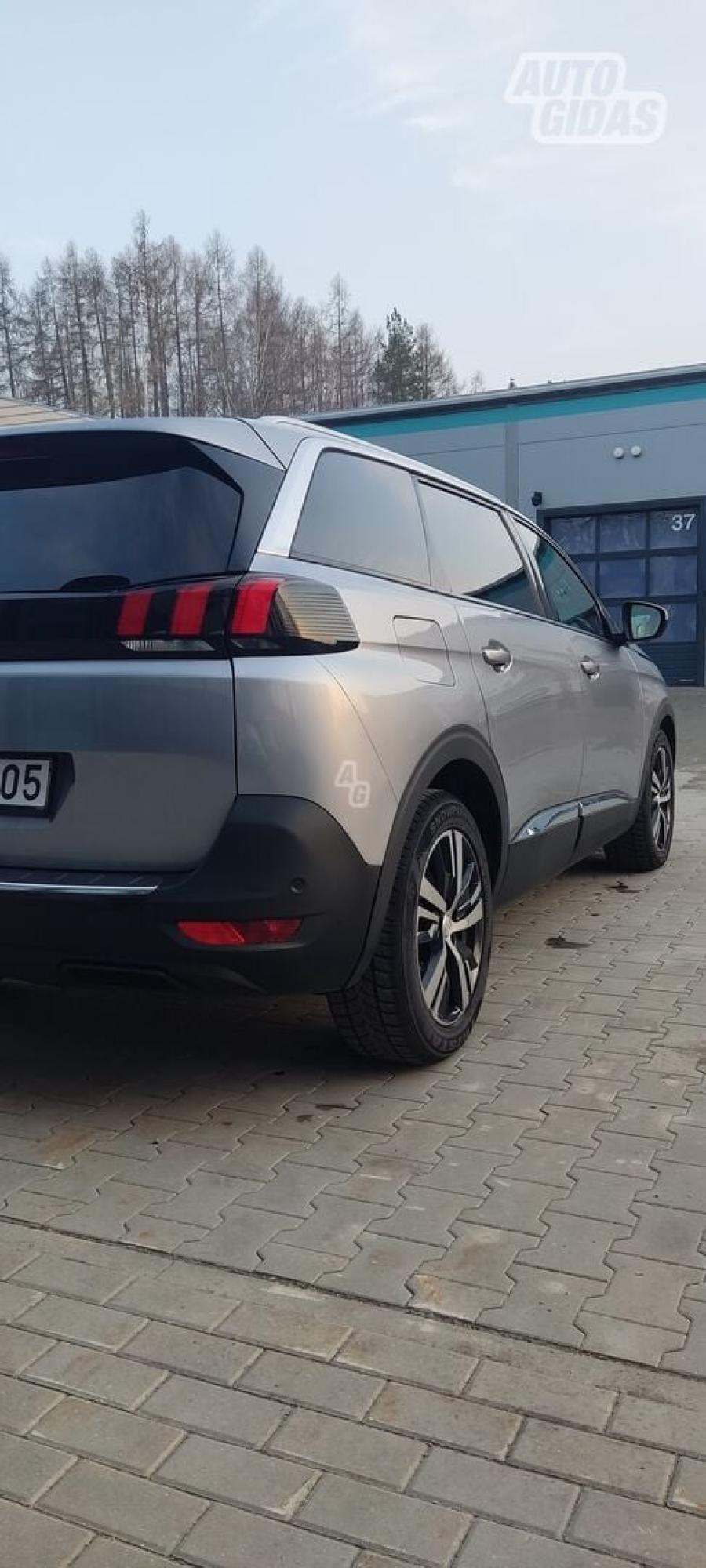 Pelēks Peugeot 5008 2017 Viļņa, ar dzinēja tilpumu 1.20 L un nobraukumu 135 tūkst. km par 10700 €, foto 26 vietnē AUTOMOTO.COM.LV