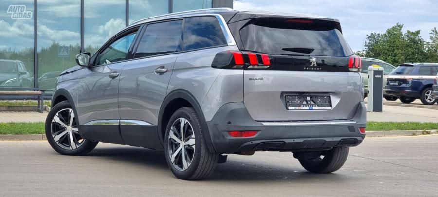 Grey Peugeot 5008 2017 in Siauliai, with an engine capacity of 1.60 L and mileage of 177 thousand km for 12200 €, photo 7 on AUTOMOTO.COM.LV