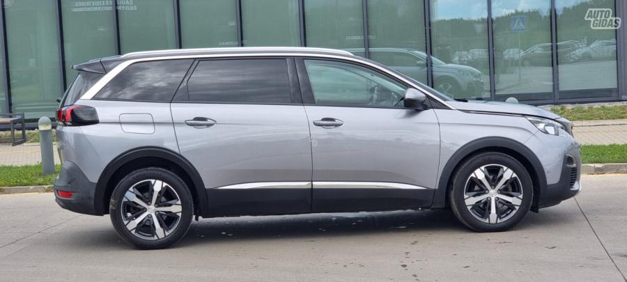Grey Peugeot 5008 2017 in Siauliai, with an engine capacity of 1.60 L and mileage of 177 thousand km for 12200 €, photo 11 on AUTOMOTO.COM.LV