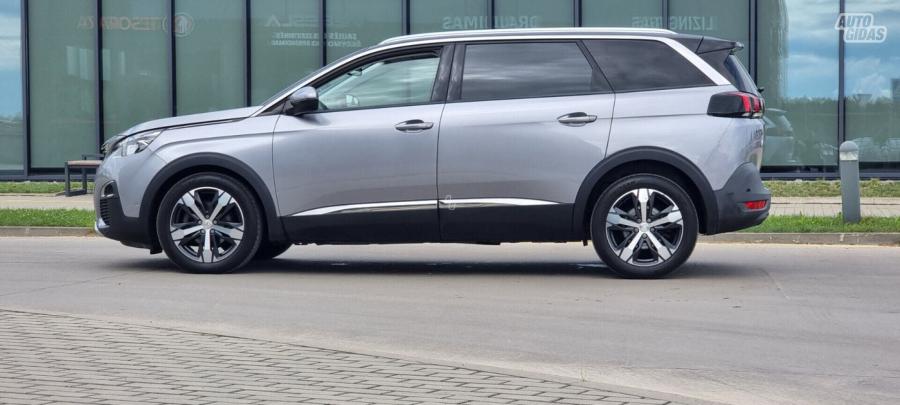 Grey Peugeot 5008 2017 in Siauliai, with an engine capacity of 1.60 L and mileage of 177 thousand km for 12200 €, photo 12 on AUTOMOTO.COM.LV