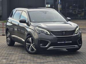 Grey Peugeot 5008 2017 in Siauliai, with an engine capacity of 2.00 L and mileage of 225 thousand km for 12800 €, photo 3 on AUTOMOTO.COM.LV