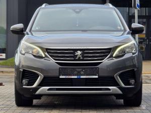 Grey Peugeot 5008 2017 in Siauliai, with an engine capacity of 2.00 L and mileage of 225 thousand km for 12800 €, photo 7 on AUTOMOTO.COM.LV