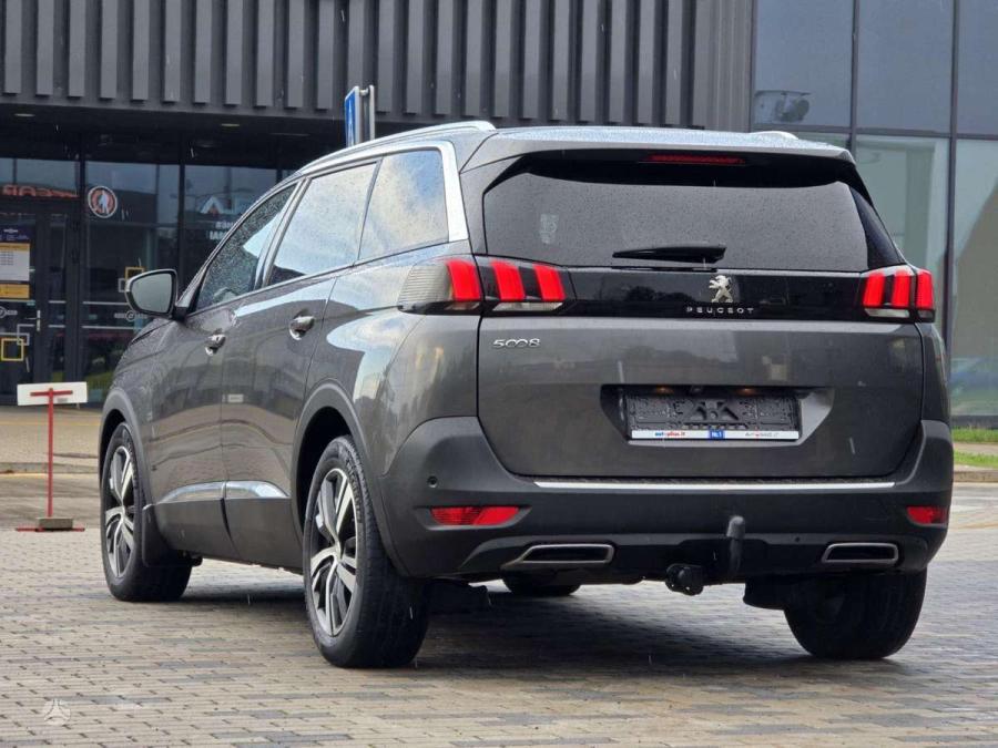 Grey Peugeot 5008 2017 in Siauliai, with an engine capacity of 2.00 L and mileage of 225 thousand km for 12800 €, photo 13 on AUTOMOTO.COM.LV