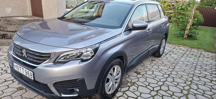 Grey Peugeot 5008 2017 in Kursenai, with an engine capacity of 1.60 L and mileage of 224 thousand km for 11999 €, photo 6 on AUTOMOTO.COM.LV