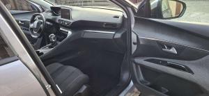 Grey Peugeot 5008 2017 in Kursenai, with an engine capacity of 1.60 L and mileage of 224 thousand km for 11999 €, photo 10 on AUTOMOTO.COM.LV