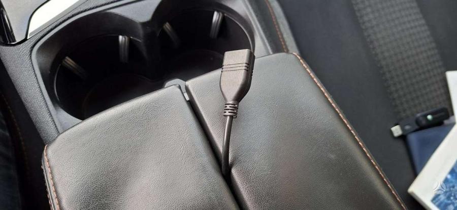 Grey Peugeot 5008 2017 in Kursenai, with an engine capacity of 1.60 L and mileage of 224 thousand km for 11999 €, photo 16 on AUTOMOTO.COM.LV