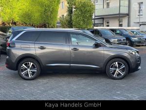 Grey Peugeot 5008 2018 in Kaunas, with an engine capacity of 1.60 L and mileage of 78 thousand km for 23429 €, photo 5 on AUTOMOTO.COM.LV