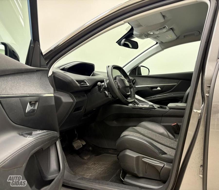 Pelēks Peugeot 5008 2018 Viļņa, ar dzinēja tilpumu 1.60 L un nobraukumu 98 tūkst. km par 17999 €, foto 10 vietnē AUTOMOTO.COM.LV