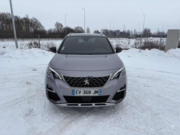 Grey Peugeot 5008 2018 in Taurage, with an engine capacity of 1.50 L and mileage of 200 thousand km for 11000 €, photo 2 on AUTOMOTO.COM.LV