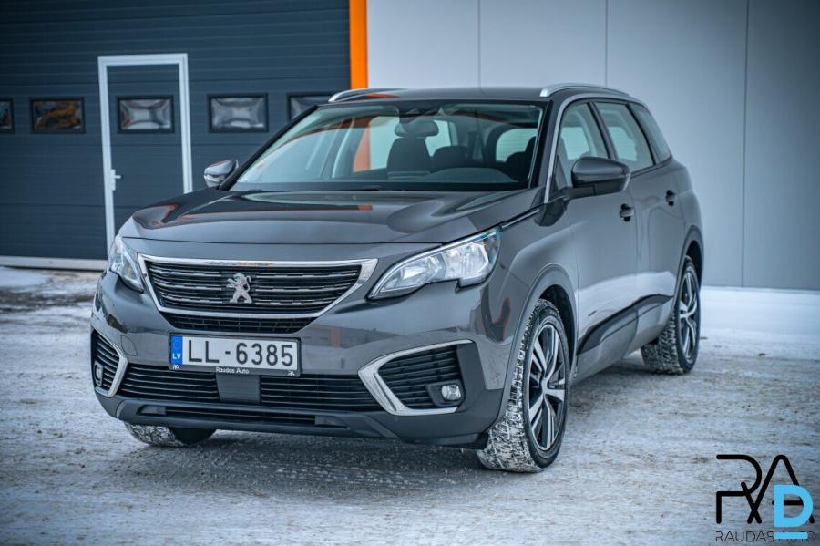 Pelēks Peugeot 5008 2018 Rīga, ar dzinēja tilpumu 1.50 L un nobraukumu 122 tūkst. km par 15990 €, foto 1 vietnē AUTOMOTO.COM.LV