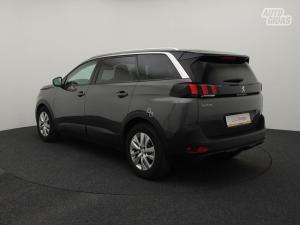 Pelēks Peugeot 5008 2018 Viļņa, ar dzinēja tilpumu 1.20 L un nobraukumu 177 tūkst. km par 11899 €, foto 7 vietnē AUTOMOTO.COM.LV