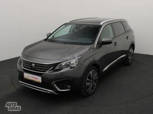 Pelēks Peugeot 5008 2018 Viļņa, ar dzinēja tilpumu 1.20 L un nobraukumu 199 tūkst. km par 12499 €, foto  vietnē AUTOMOTO.COM.LV