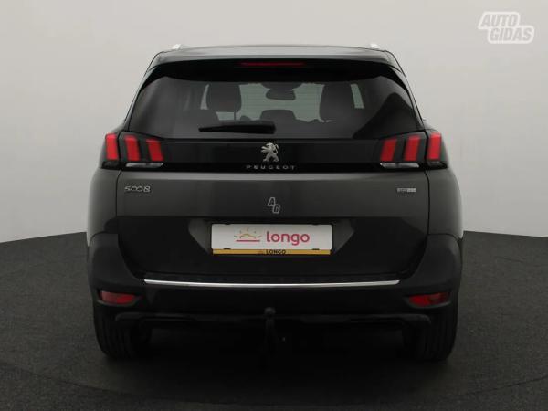 Grey Peugeot 5008 2018 in Vilnius, with an engine capacity of 1.20 L and mileage of 199 thousand km for 12499 €, photo 5 on AUTOMOTO.COM.LV