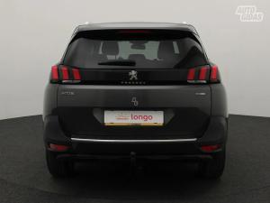Grey Peugeot 5008 2018 in Vilnius, with an engine capacity of 1.20 L and mileage of 199 thousand km for 12499 €, photo 6 on AUTOMOTO.COM.LV