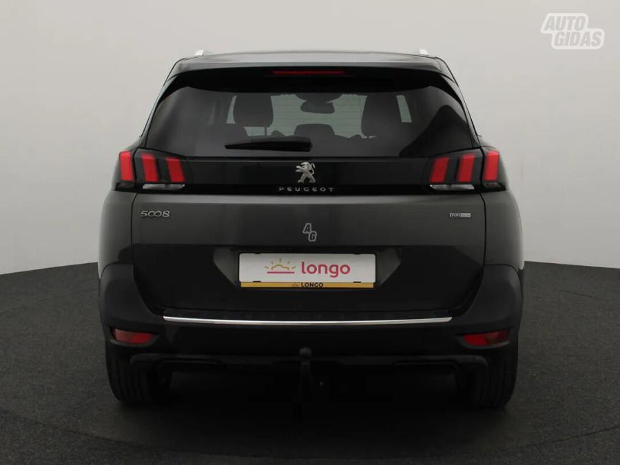Grey Peugeot 5008 2018 in Vilnius, with an engine capacity of 1.20 L and mileage of 199 thousand km for 12499 €, photo 6 on AUTOMOTO.COM.LV