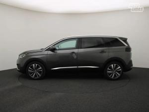Grey Peugeot 5008 2018 in Vilnius, with an engine capacity of 1.20 L and mileage of 199 thousand km for 12499 €, photo 7 on AUTOMOTO.COM.LV