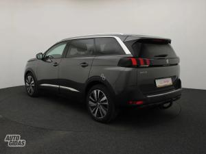 Grey Peugeot 5008 2018 in Vilnius, with an engine capacity of 1.20 L and mileage of 199 thousand km for 12499 €, photo 8 on AUTOMOTO.COM.LV