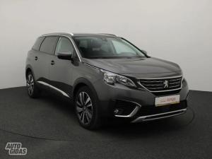 Grey Peugeot 5008 2018 in Vilnius, with an engine capacity of 1.20 L and mileage of 199 thousand km for 12499 €, photo 11 on AUTOMOTO.COM.LV