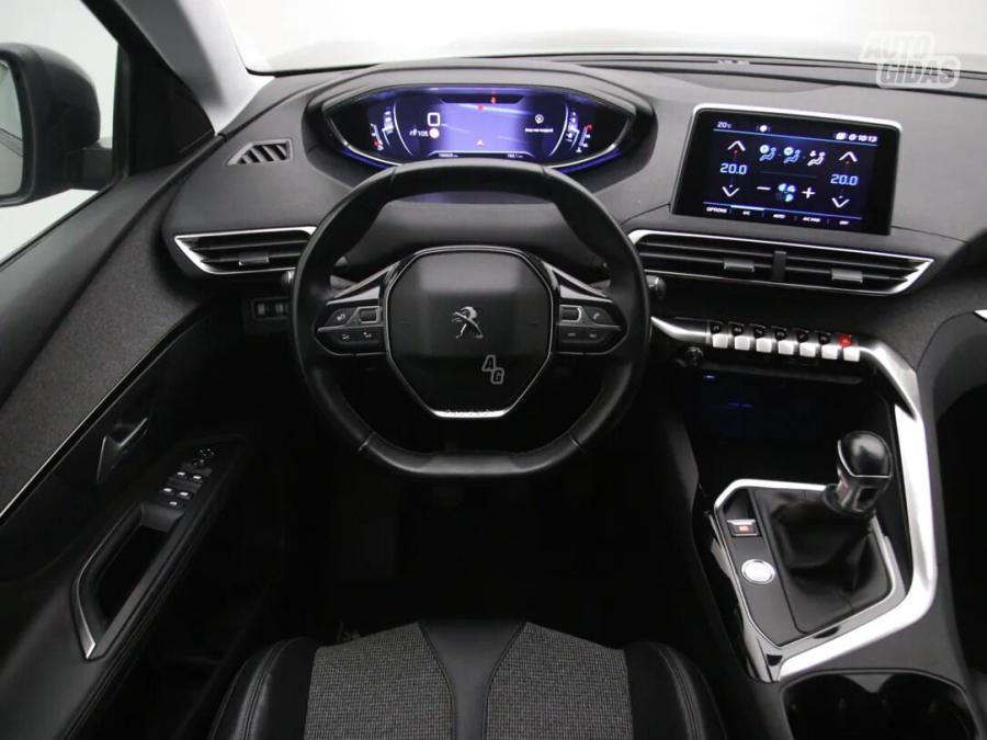 Grey Peugeot 5008 2018 in Vilnius, with an engine capacity of 1.20 L and mileage of 199 thousand km for 12499 €, photo 19 on AUTOMOTO.COM.LV