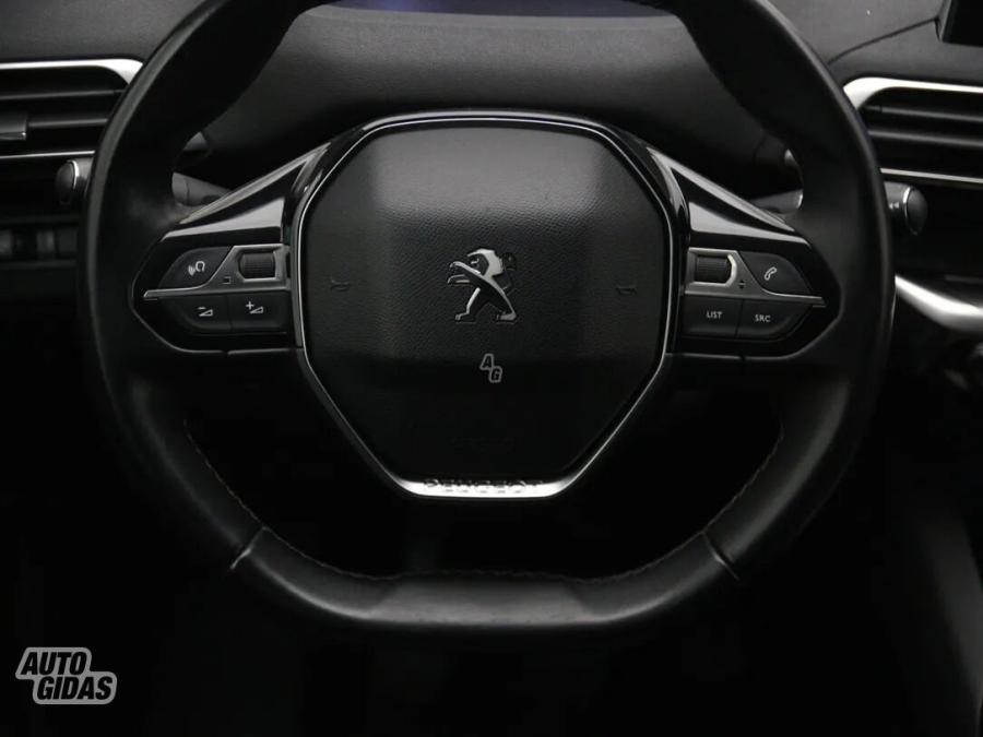 Grey Peugeot 5008 2018 in Vilnius, with an engine capacity of 1.20 L and mileage of 199 thousand km for 12499 €, photo 20 on AUTOMOTO.COM.LV