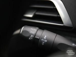 Grey Peugeot 5008 2018 in Vilnius, with an engine capacity of 1.20 L and mileage of 199 thousand km for 12499 €, photo 29 on AUTOMOTO.COM.LV