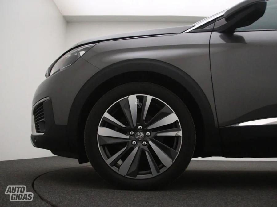 Grey Peugeot 5008 2018 in Vilnius, with an engine capacity of 1.20 L and mileage of 199 thousand km for 12499 €, photo 30 on AUTOMOTO.COM.LV