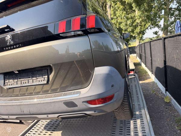 Grey Peugeot 5008 2018 in Kaunas, with an engine capacity of 1.56 L and mileage of 140 thousand km for 7800 €, photo 7 on AUTOMOTO.COM.LV