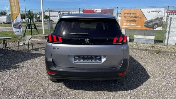 Grey Peugeot 5008 2018 in Marijampole, with an engine capacity of 1.50 L and mileage of 189 thousand km for 10990 €, photo 9 on AUTOMOTO.COM.LV