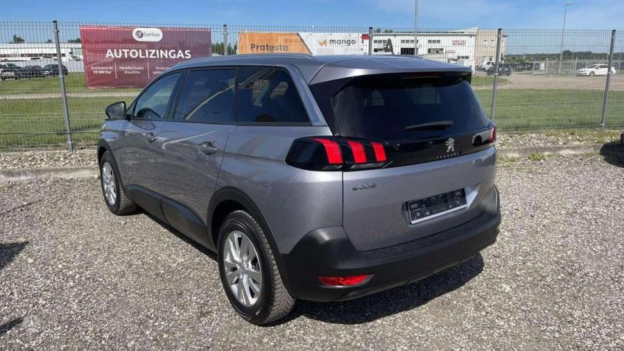Grey Peugeot 5008 2018 in Marijampole, with an engine capacity of 1.50 L and mileage of 189 thousand km for 10990 €, photo 11 on AUTOMOTO.COM.LV
