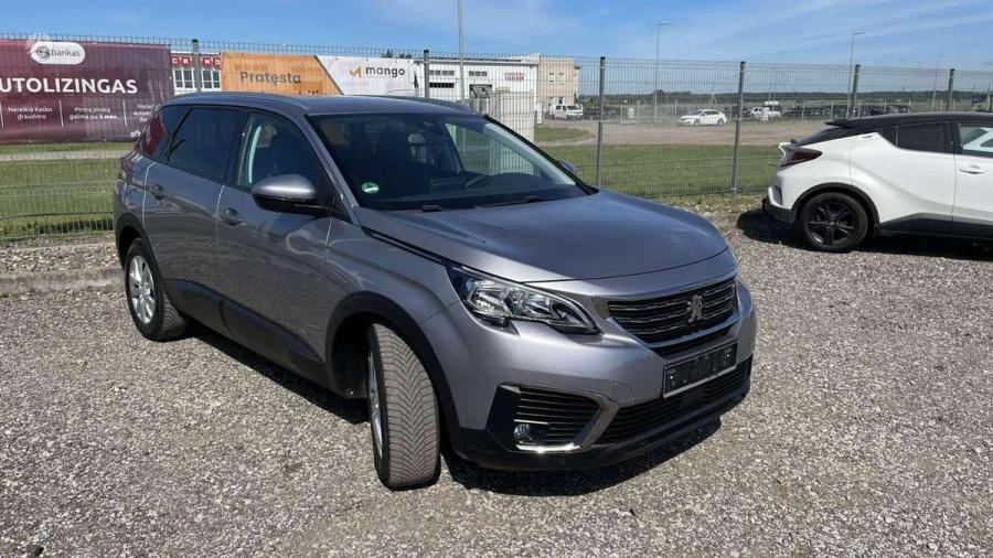 Grey Peugeot 5008 2018 in Marijampole, with an engine capacity of 1.50 L and mileage of 189 thousand km for 10990 €, photo 14 on AUTOMOTO.COM.LV