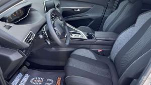 Grey Peugeot 5008 2018 in Marijampole, with an engine capacity of 1.50 L and mileage of 189 thousand km for 10990 €, photo 15 on AUTOMOTO.COM.LV