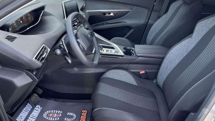 Grey Peugeot 5008 2018 in Marijampole, with an engine capacity of 1.50 L and mileage of 189 thousand km for 10990 €, photo 15 on AUTOMOTO.COM.LV