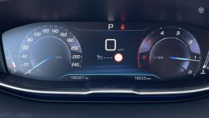 Grey Peugeot 5008 2018 in Marijampole, with an engine capacity of 1.50 L and mileage of 189 thousand km for 10990 €, photo 38 on AUTOMOTO.COM.LV
