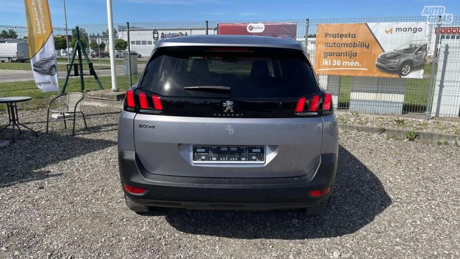 Grey Peugeot 5008 2018 in Marijampole, with an engine capacity of 1.50 L and mileage of 189 thousand km for 10990 €, photo 9 on AUTOMOTO.COM.LV