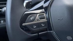 Grey Peugeot 5008 2018 in Marijampole, with an engine capacity of 1.50 L and mileage of 189 thousand km for 10990 €, photo 21 on AUTOMOTO.COM.LV