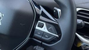 Grey Peugeot 5008 2018 in Marijampole, with an engine capacity of 1.50 L and mileage of 189 thousand km for 10990 €, photo 22 on AUTOMOTO.COM.LV