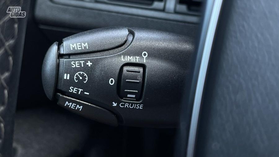 Grey Peugeot 5008 2018 in Marijampole, with an engine capacity of 1.50 L and mileage of 189 thousand km for 10990 €, photo 25 on AUTOMOTO.COM.LV